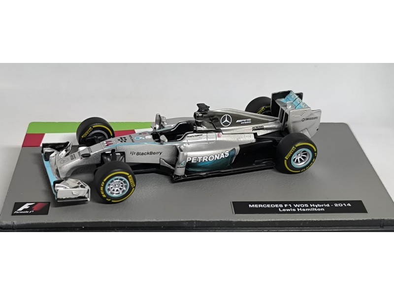 Mercedes F1 W05 Hybrid