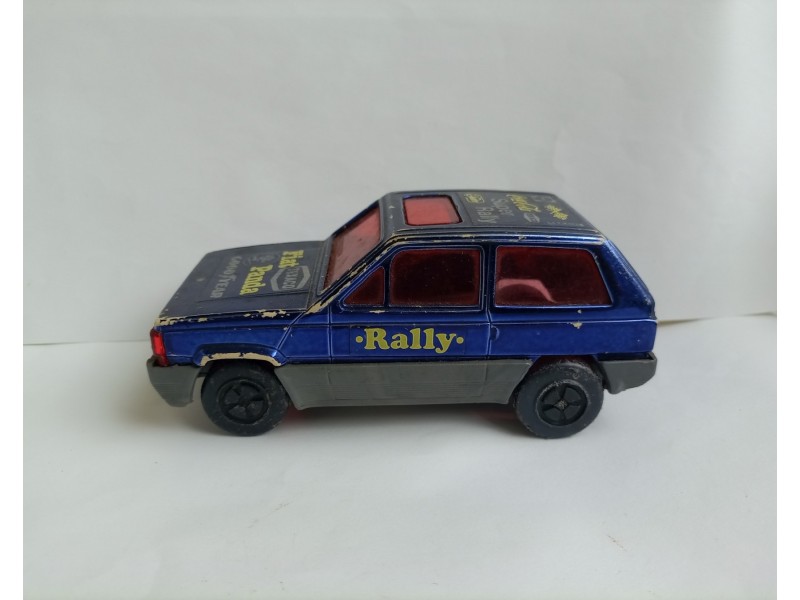 Auto FIAT Panda Rally