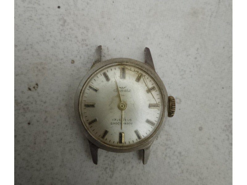 Odličan antikvitetski sat ,,Classic,,