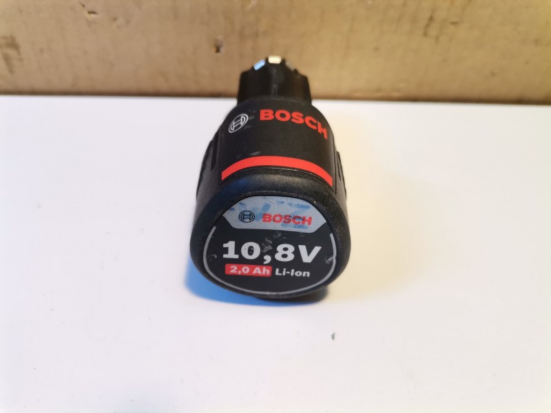 Bosch baterija 10,8v
