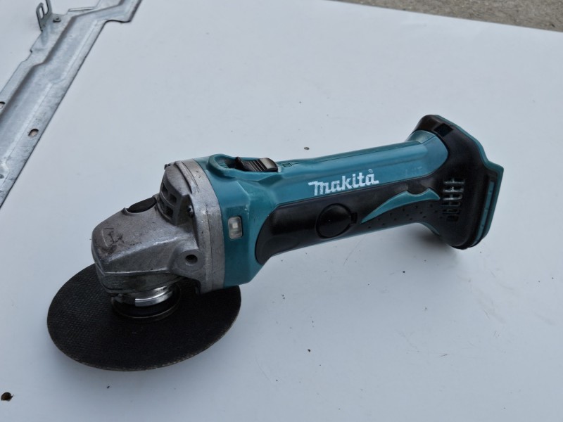Makita DGA452 aku brusilica PROFI