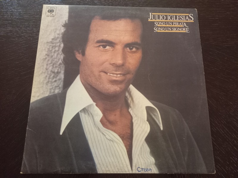JULIO IGLESIAS - SONO IN PIRATA...