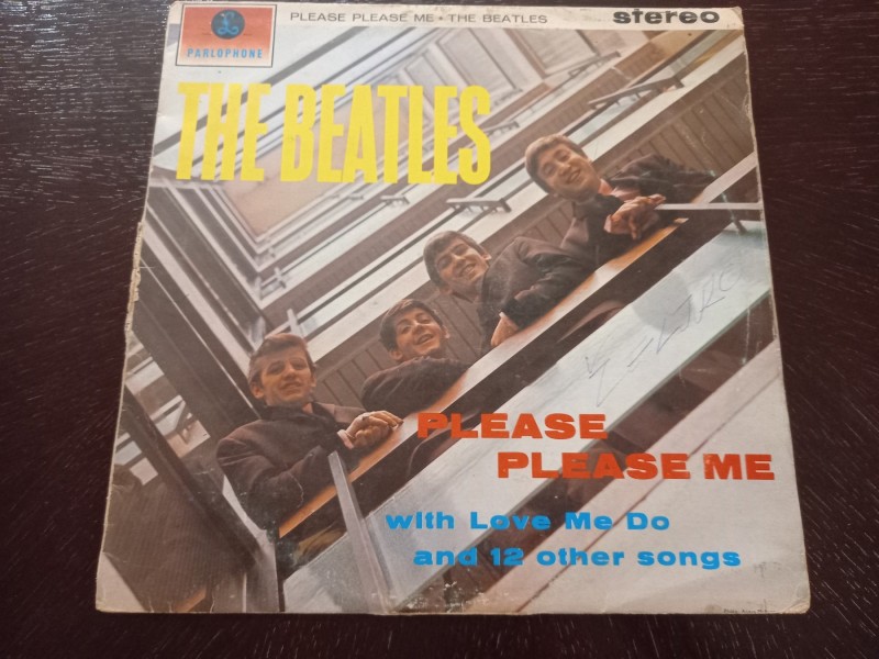 THE BEATLES - PLEASE PLEASE ME