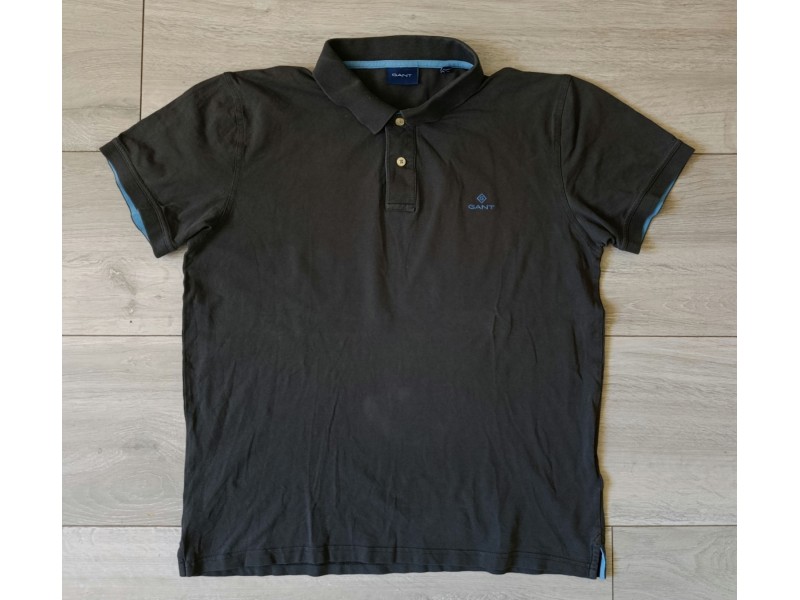 Odlicna GANT polo majica - L