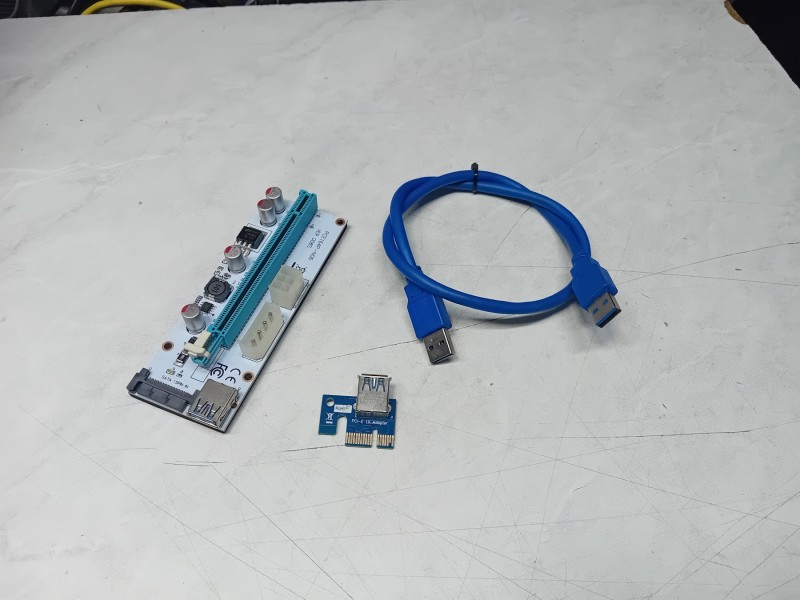 Riser Card PCI Express 1x to 16x Adapter ispravan polov