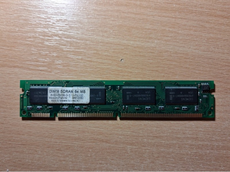 Siemens 64MB SDRAM PC100 - (CL2 Low Latency)