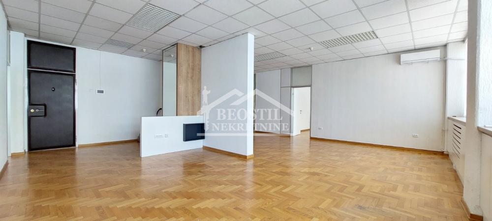 Novi Beograd - YUBC - 109m2 ID#22218
340.000 €