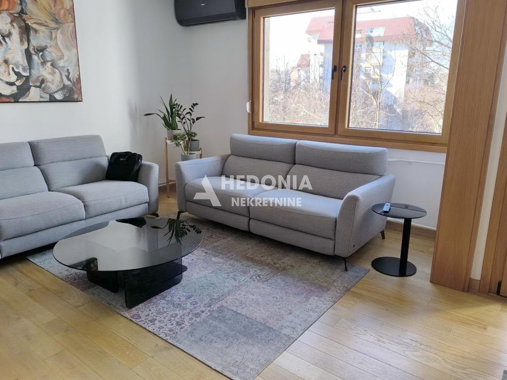 Dorćol, Dubrovačka, 4.0, trostran, sunčan ID#10399
370.000 €