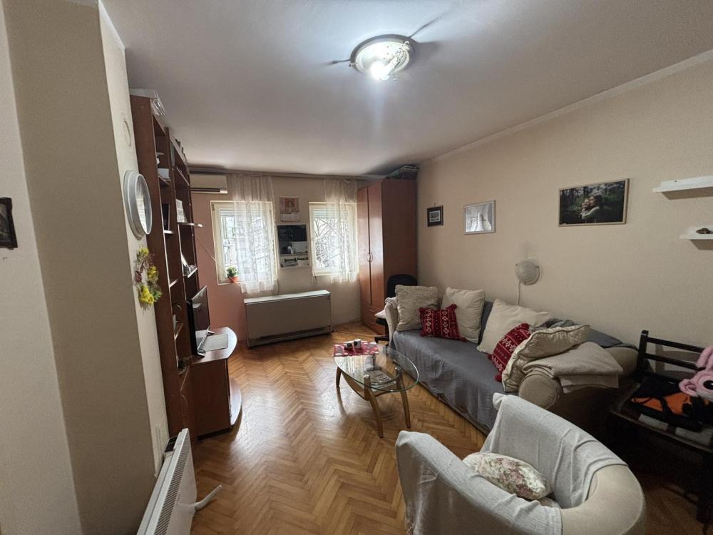 Prodaje se stan,Karaburma ,39m2 ID#1687
138.500 €