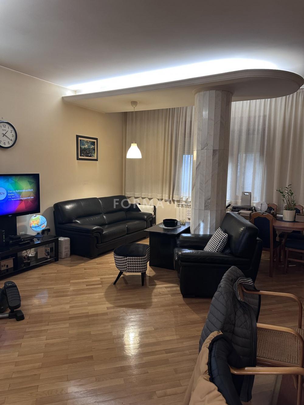 Salonski stan na ekskluzivnoj lokaciji ID#2708
290.000 €