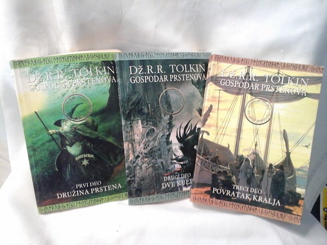 Gospodar prstenova I - III Tolkin