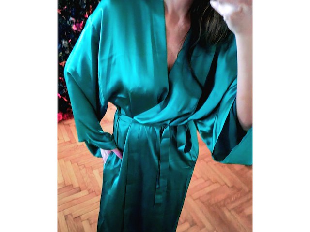 Blumarine svila  kimono univerzalna velicina