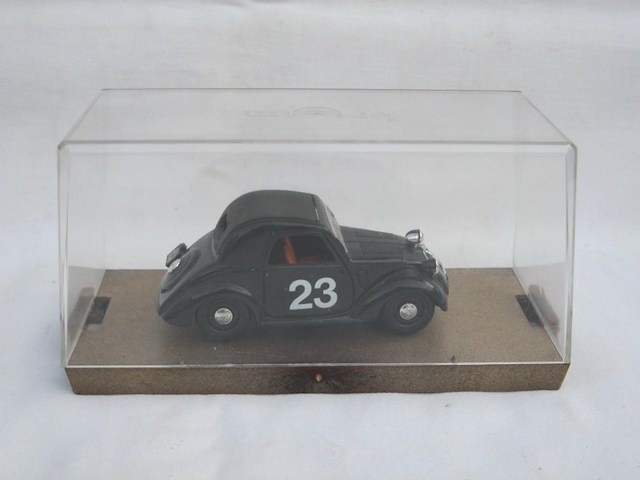1:43 brumm fiat 500 topolino