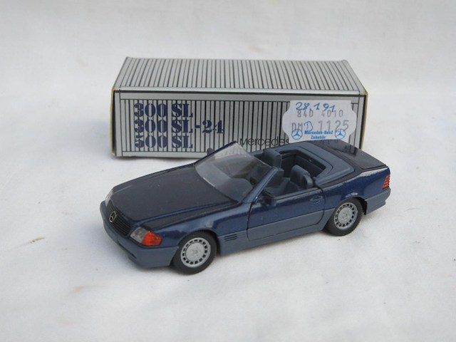 1:43 schabak mercedes 500SL