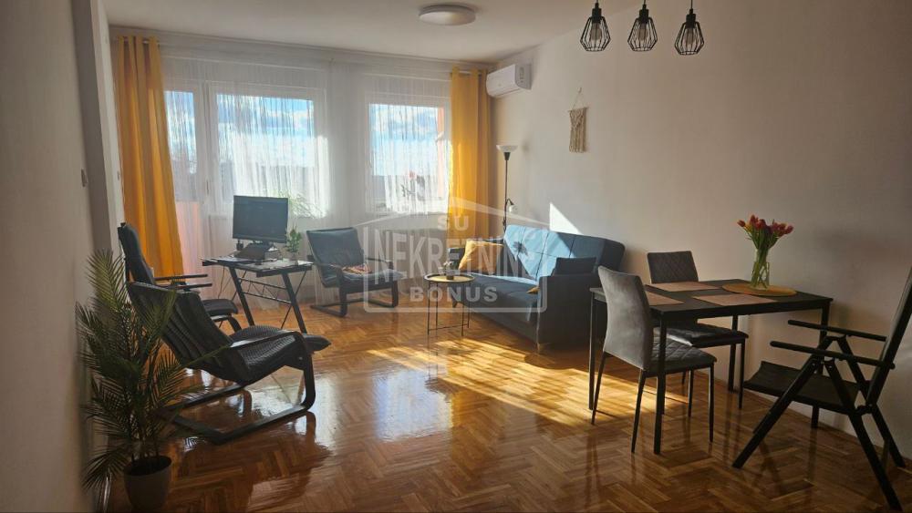 Subotica-Bajnat-kompletno namešten, dvostrano orijentisan, nov stan ID#2081
100.000 €