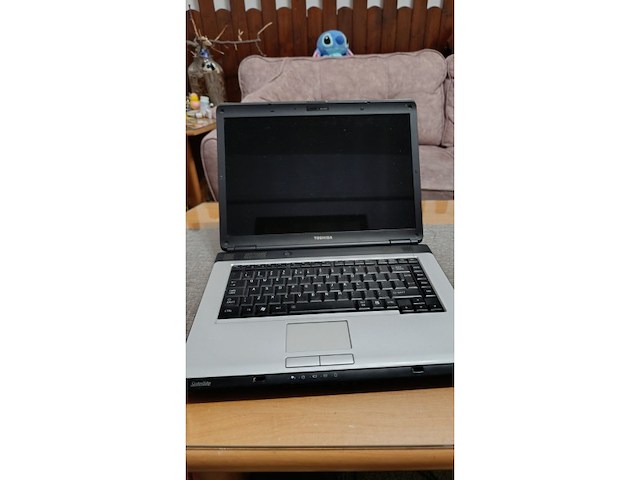Laptop Toshiba Satellite L300-11G