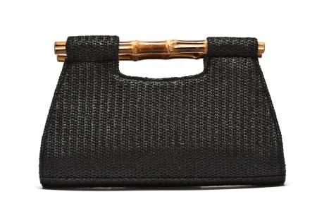 T032666BLK - Crna pletena clutch torba sa metalnom kopčom