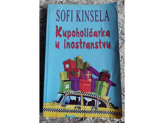 Sofi Kinsela - Kupoholičarka u inostranstvu