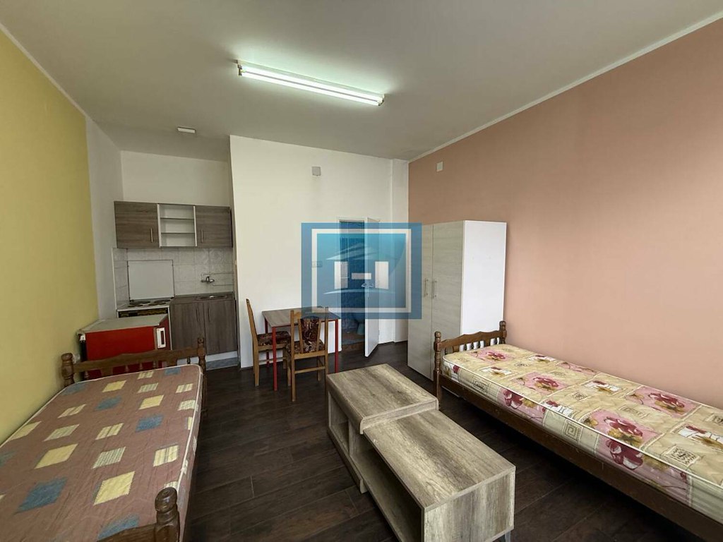 Jednoiposoban stan, Jagodina | Izdavanje · 93m² · 150€