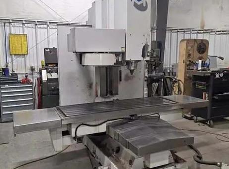 CNC univerzalna glodalica Milltronics RH30