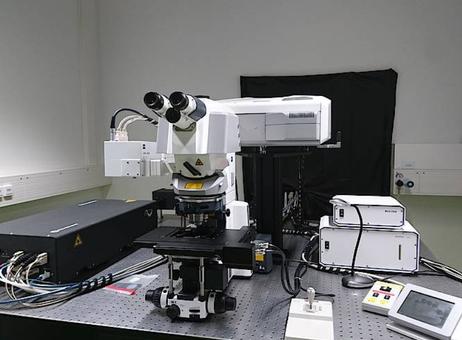 ZEISS LSM 780 NLO laboratorijska oprema