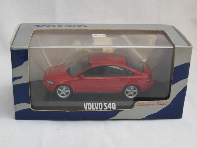 1:43 minichamps volvo S40