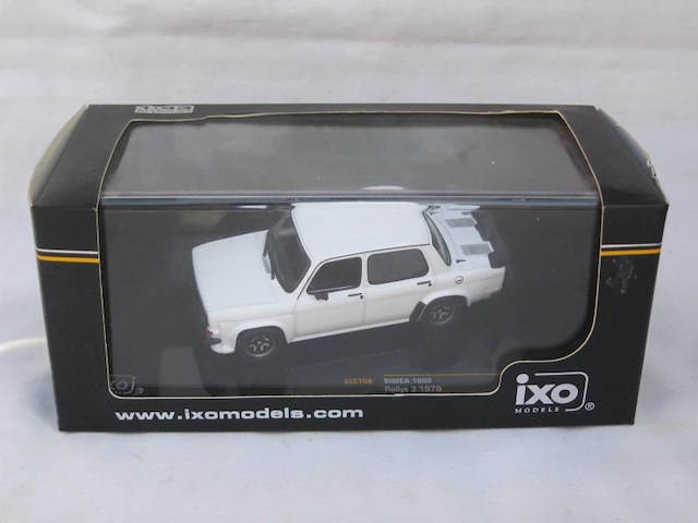 1:43 IXO simca 1000