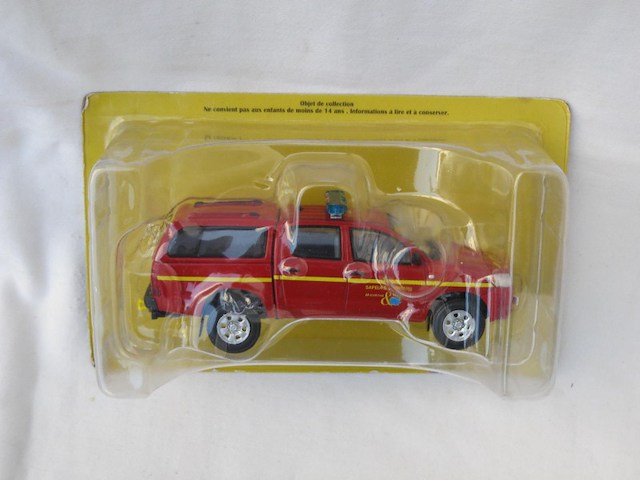 1:43 hachette toyota hilux