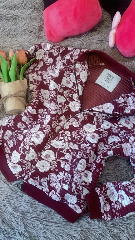 Bershka nova jakna original