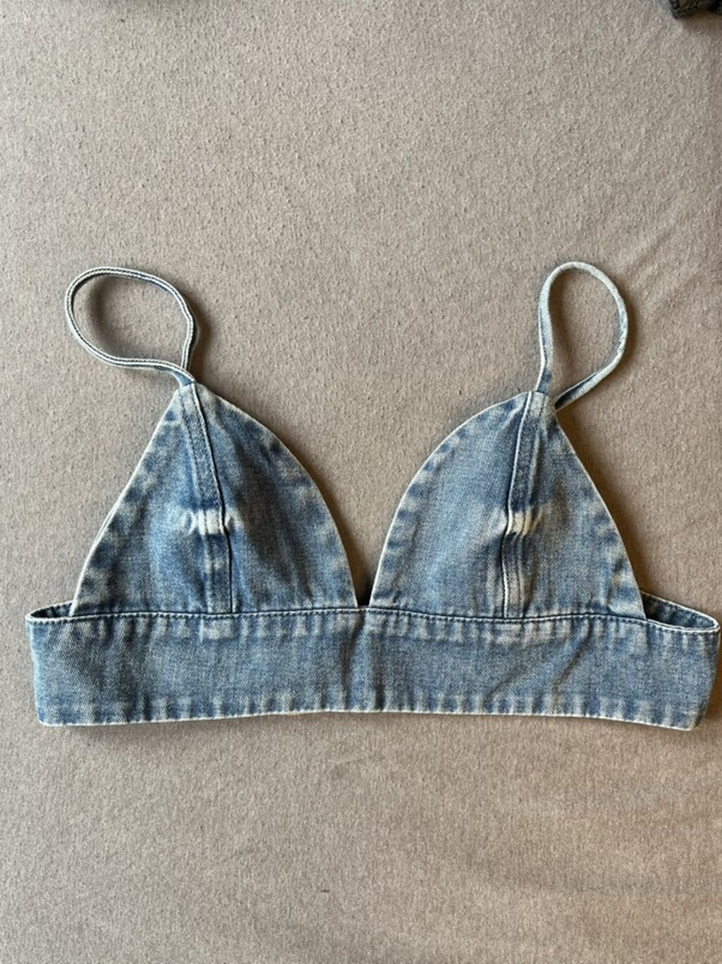 Denim bralet/top bez žice - Materijal: teksas (denim), lagan i nežno