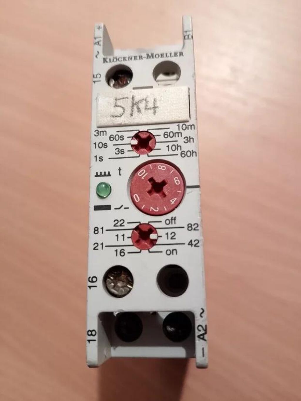 Klockner Moeller vremenski rele TE69-A. Multifunkcionalni vremenski