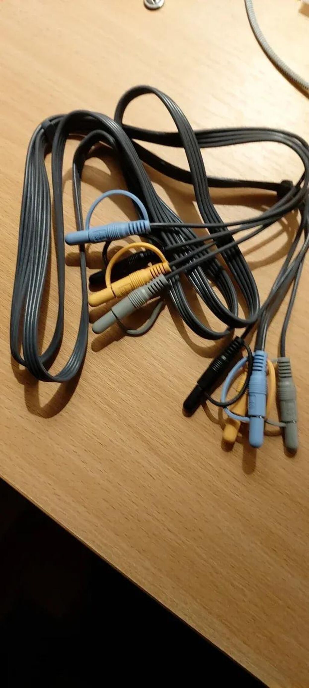Četvorostruki stereo kabel, 1,8 met. Četvorostruki stereo kabel, sa