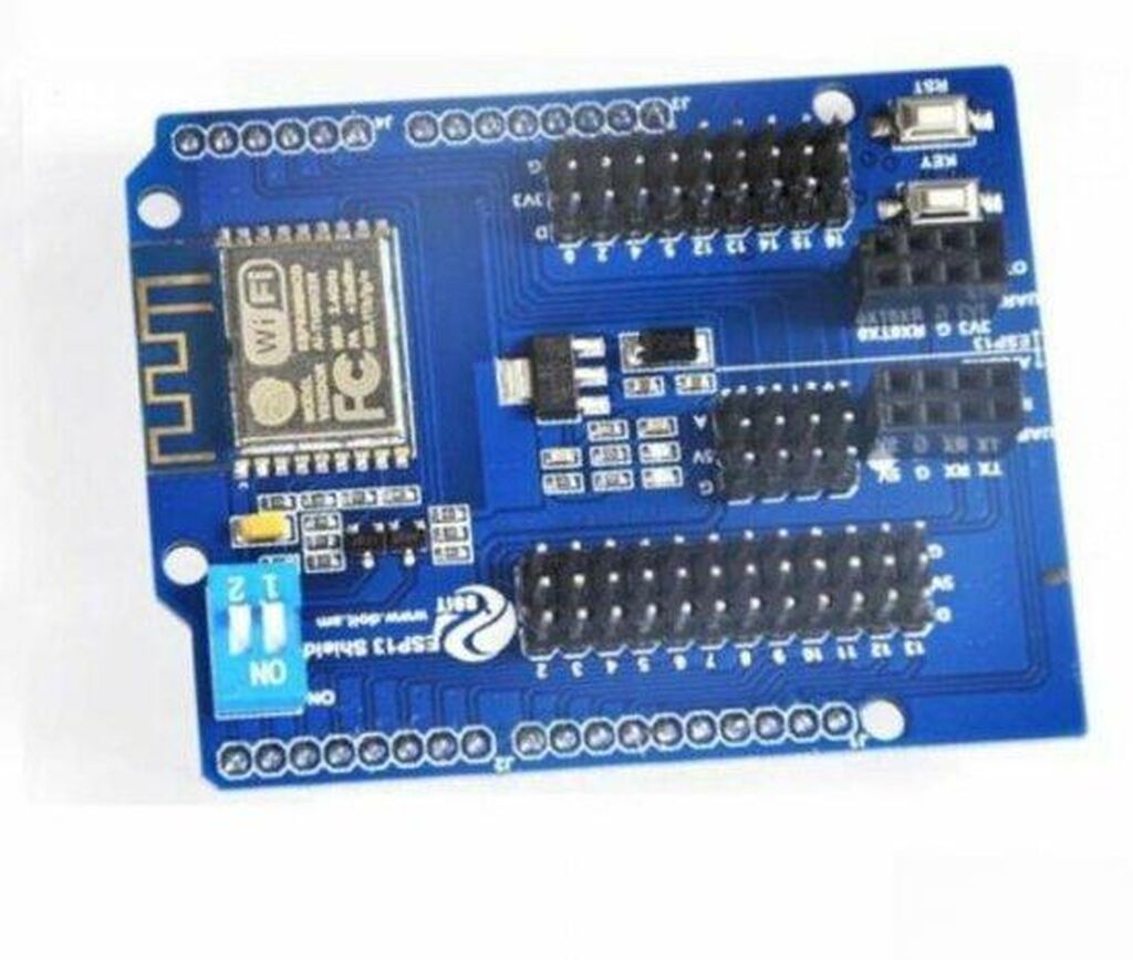 ESP8266 Web Server Serial ESP-13E Shield Wifi. Ovaj shield je namenjen