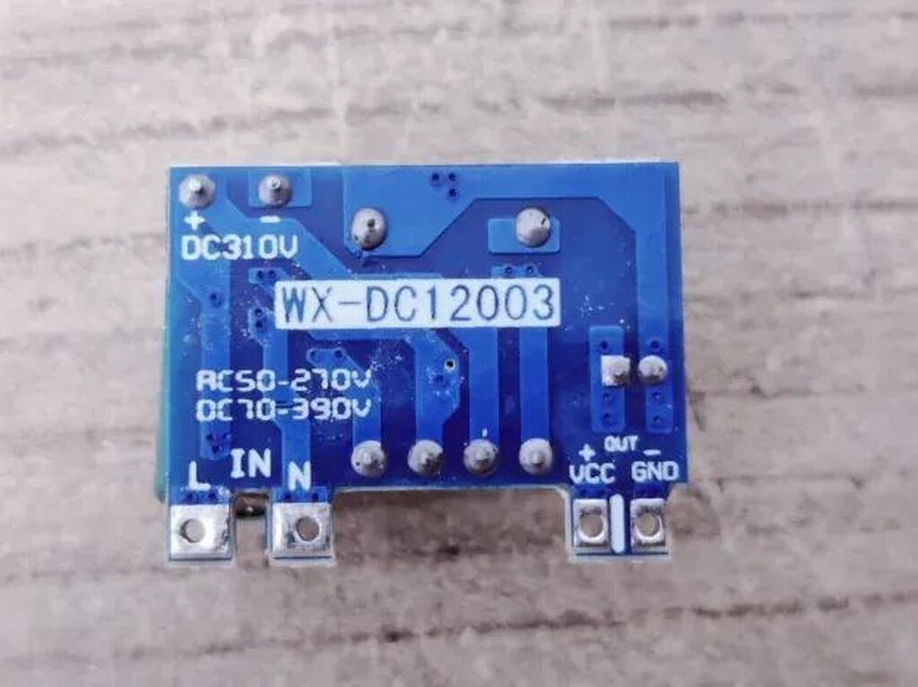 Minijaturno napajanje sa 220VAC na 5VDC 0.7A WX-DC12003. Ovaj modul je