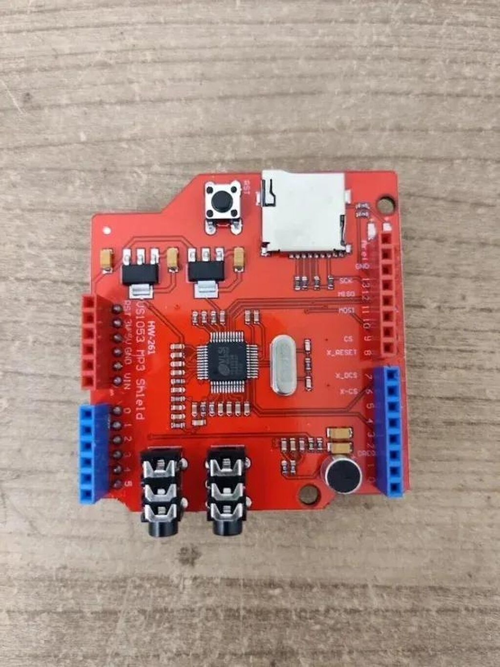 Arduino Uno R3 Music shiel VS1053B MP3 muzika za arduin. Ovaj shiel je