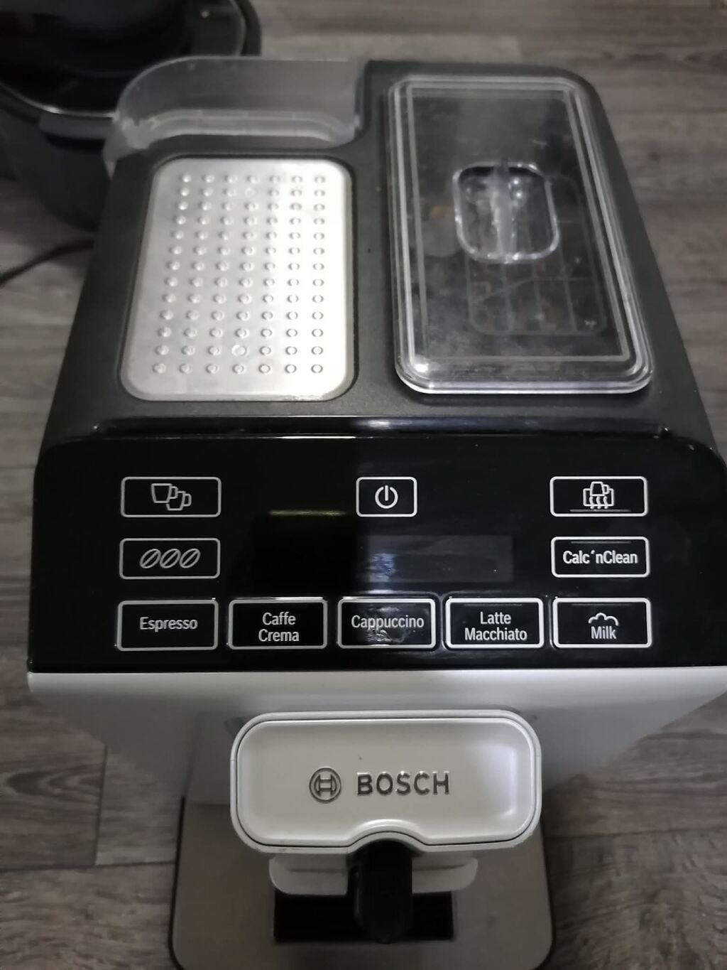 Bosch automatska espresso kafa aparat - Potpuno automatski aparat sa