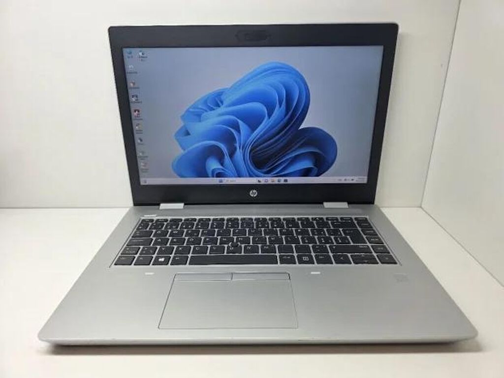 Hp Probook 8GB SSD Hdmi Procesor I5 8TH FHD. > > Prodajem Hp