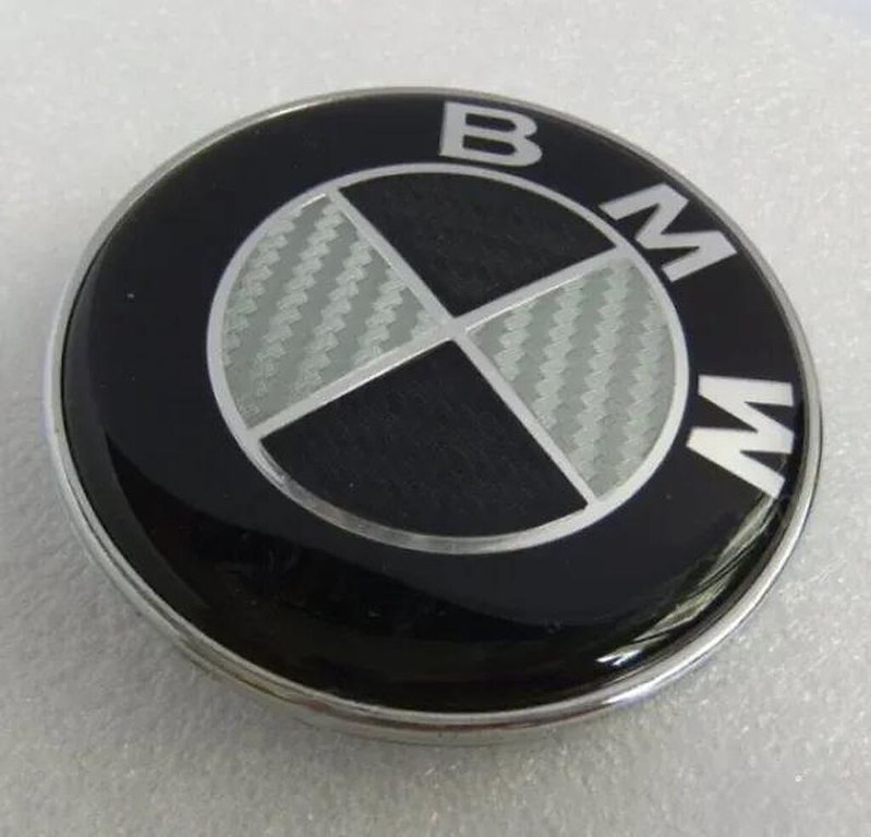 Bmw znak karbon 82mm. Bmw znak za haubu ili gepek. ✨ Dostupne