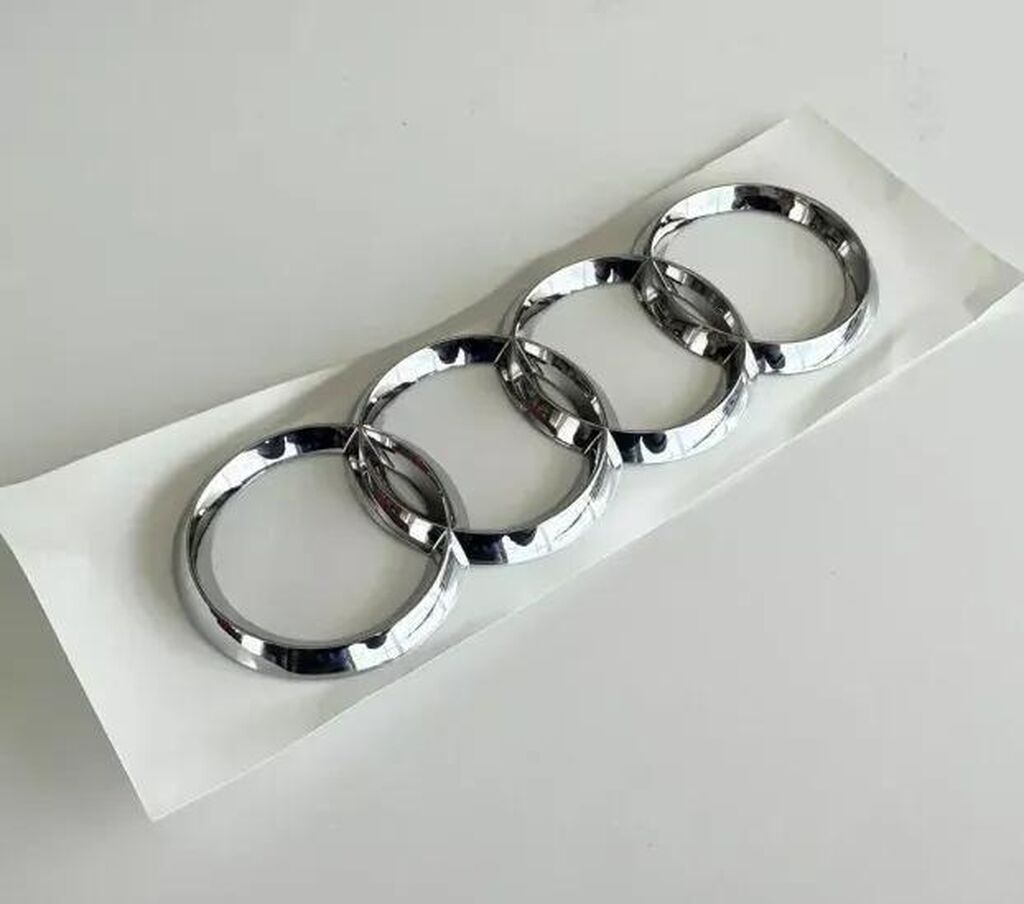 Audi znak gepek 18,5cm x 6,4cm. Zamenski znakovi Audi odlicnog