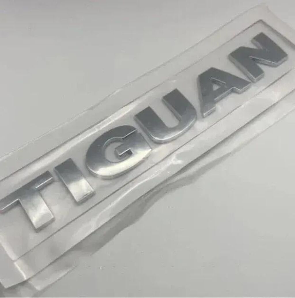 Znak oznaka VW Tiguan - samolepljiv. Natpis za gepek TIGUAN. ✨ Znak je
