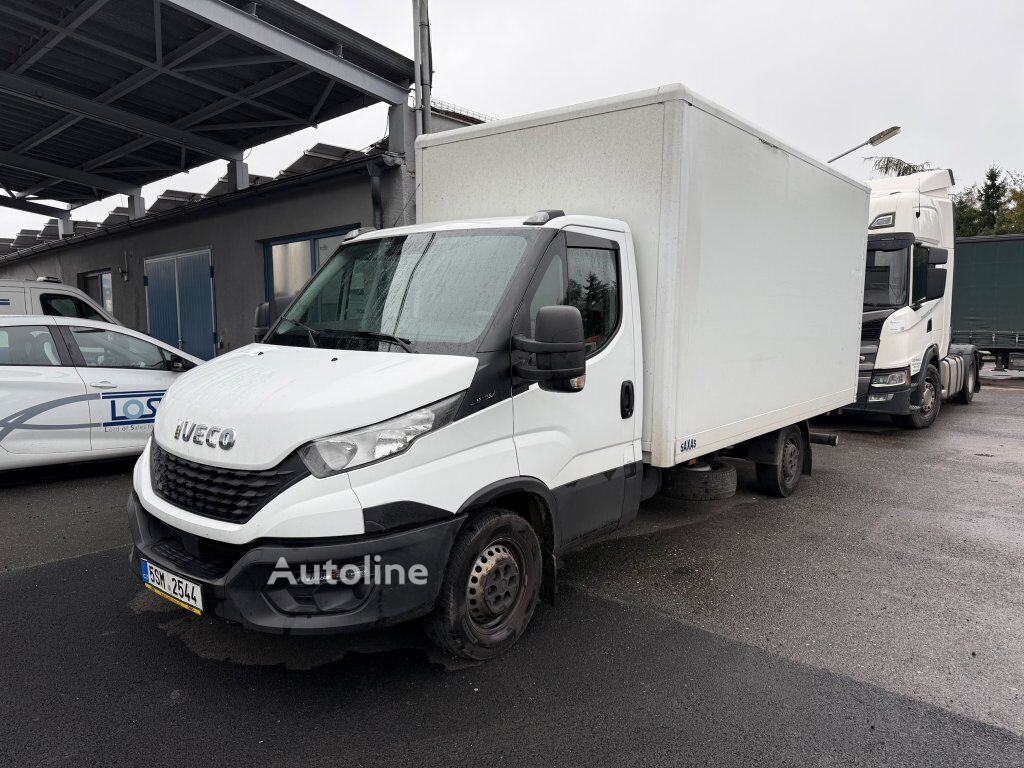 IVECO Daily 35S16 Daily s HC poškozený motor kamion furgon < 3.5t