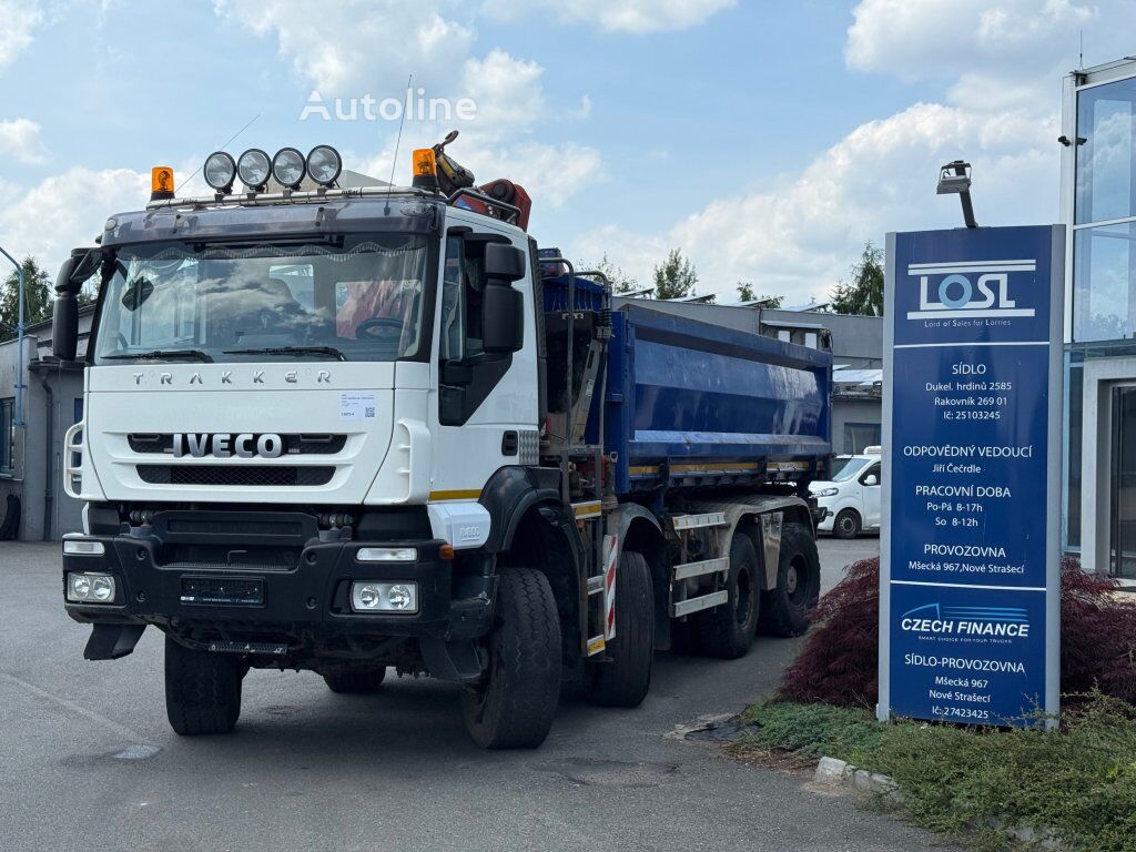 IVECO Trakker AD410 T45 8x8 + HMF 1643 Z2 kiper
