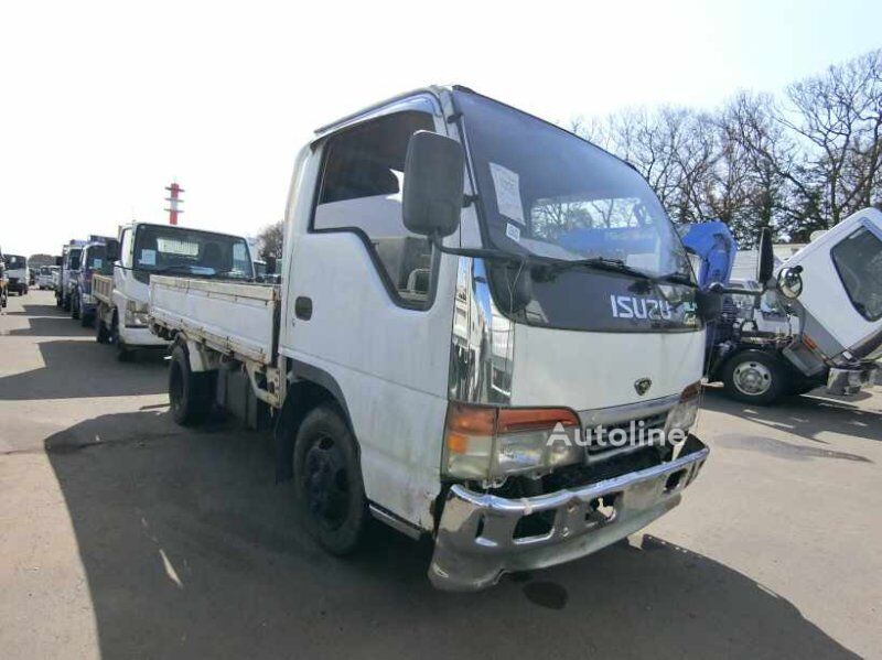 Isuzu ELF kamion s ravnom platformom < 3.5t