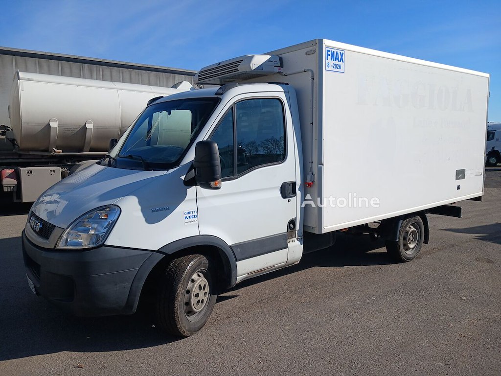 IVECO Daily 35S14 kamion hladnjača < 3.5t