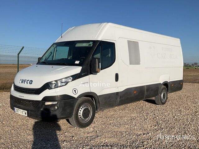 Prodaje se IVECO 35S16 minibus furgon na aukciji