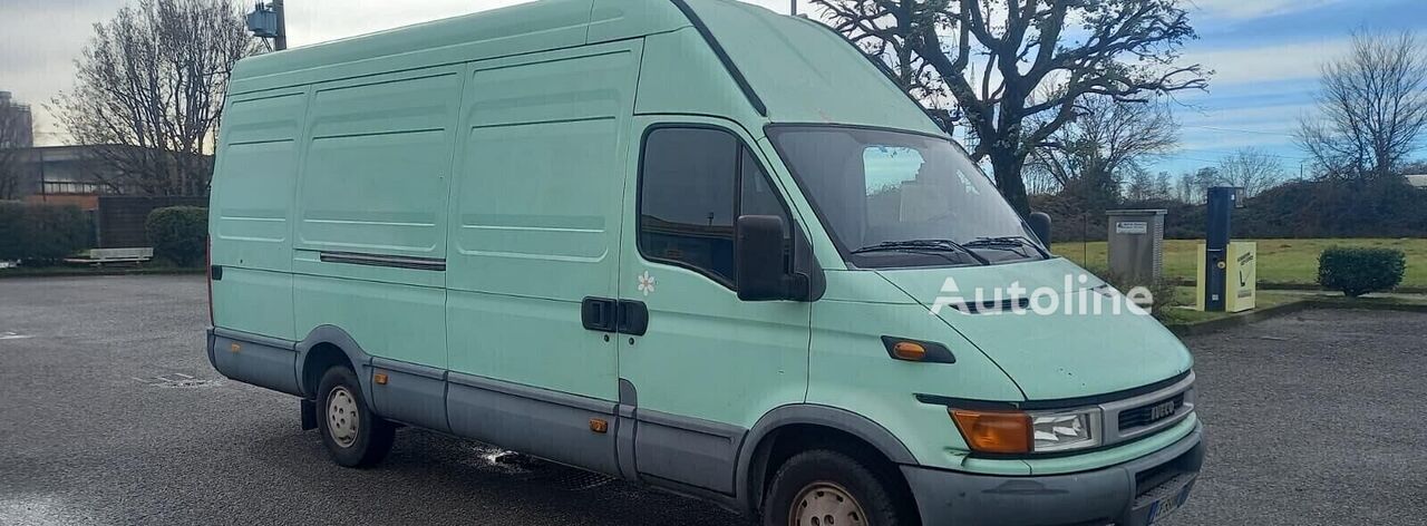 IVECO Dailly maxi XX l minibus furgon