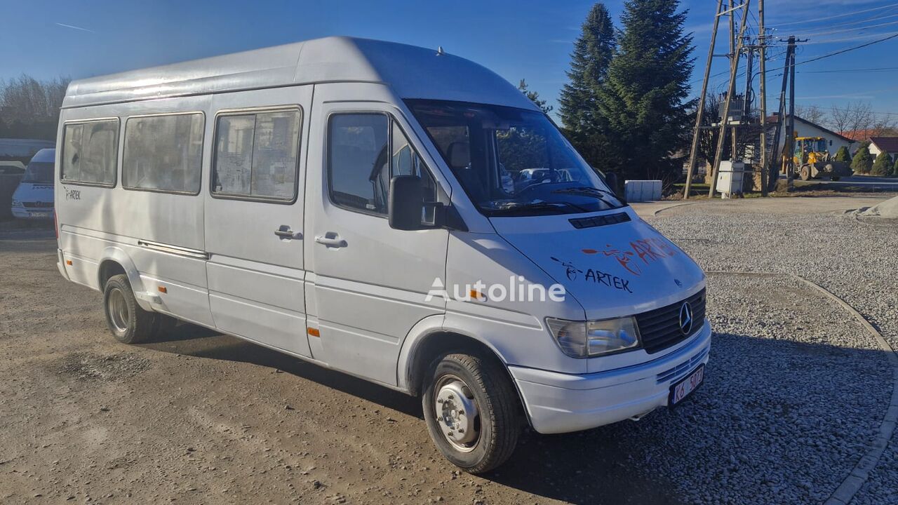 Mercedes-Benz Sprinter 412 putnički minibus