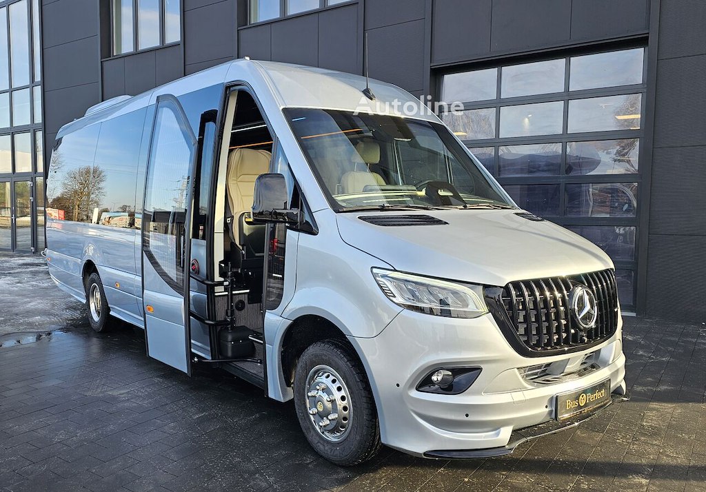 Novi Mercedes-Benz Mercedes-Benz Sprinter 519 CDI – Luxury Line – Available putnički minibus