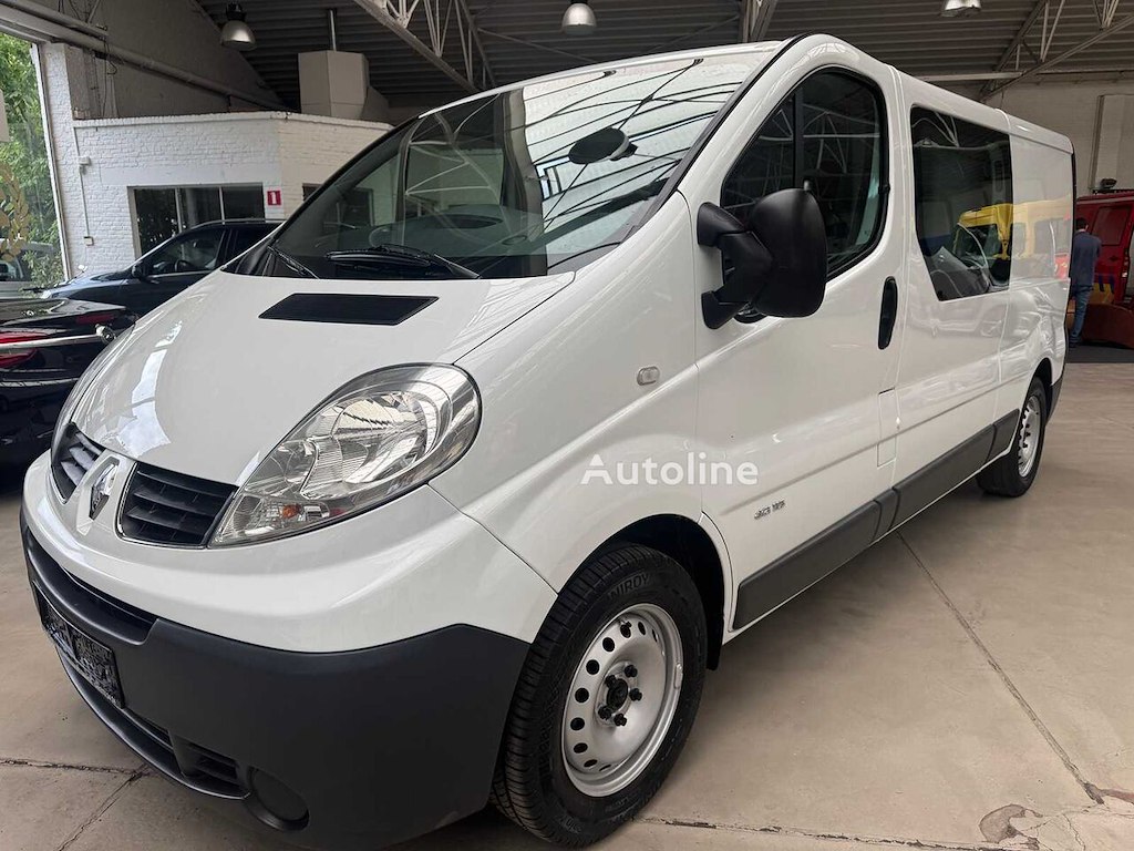 Prodaje se Renault Trafic kombi minibus na aukciji