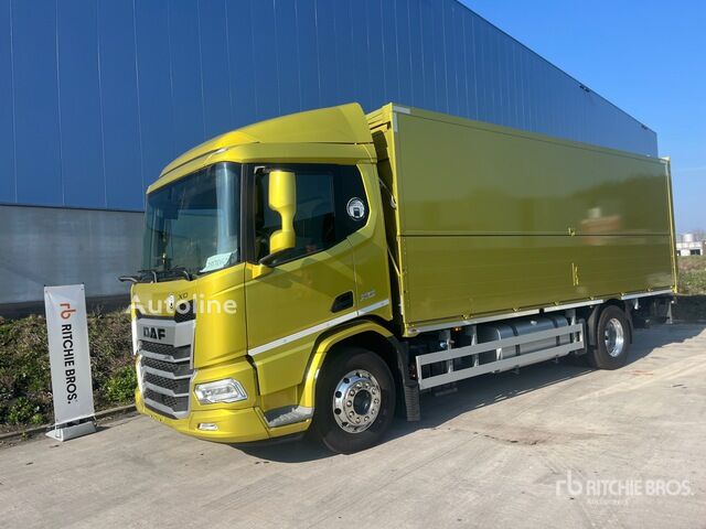 Prodaje se DAF XD370 kamion furgon na aukciji